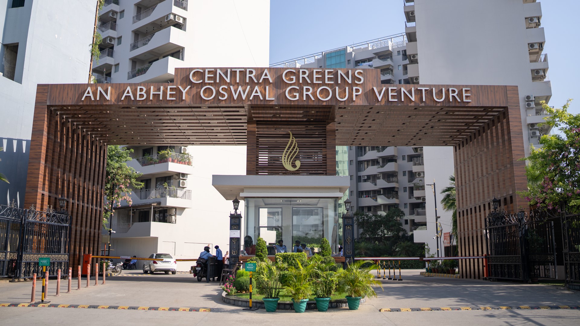 Centra Greens Rises Community Living | सेंट्रा ग्रीन्स ने किया ...