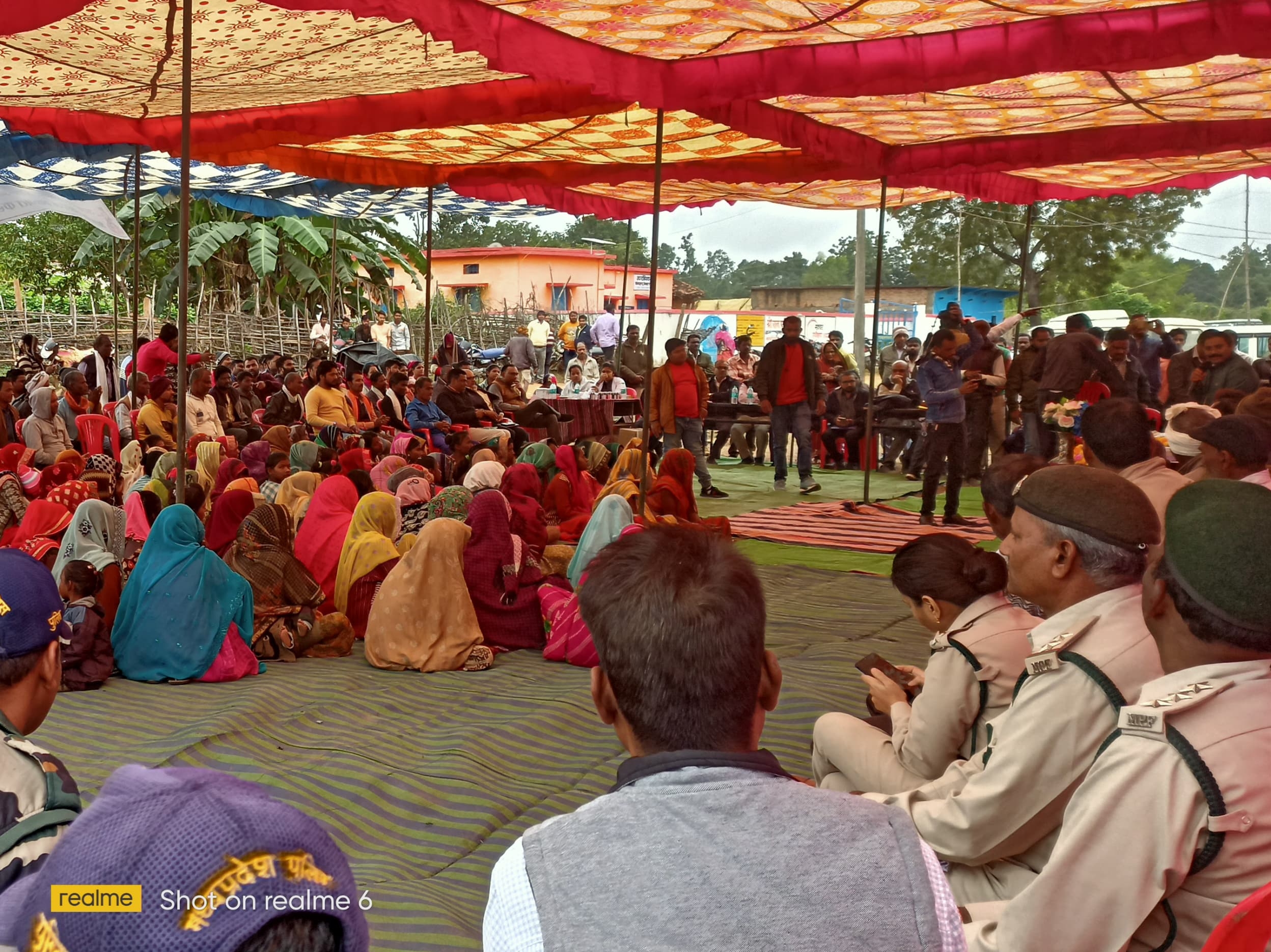 Jan Chaupal established in Kushamaha village | कुशमहा गांव में लगी जन ...