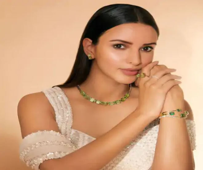 Trupti Dimri of 'Animal' fame also dominates social media