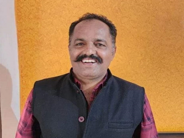 Tanker hits car, up pradhan dies, Road Accident in udaipur-pindwara ...
