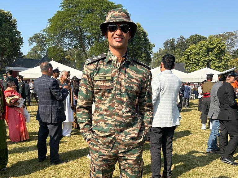 Savik Tomar of Meerut became Lieutenant in Army | मेरठ के सविक तोमर बने ...