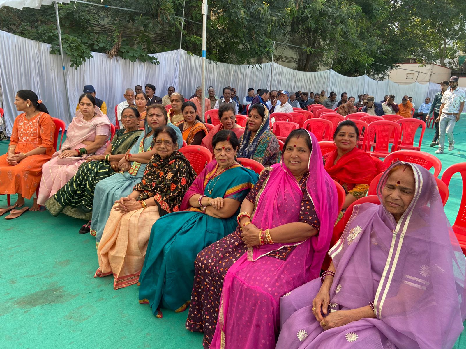 Meeting ceremony of Sai devotees in Indore | इंदौर में सांई भक्तों का ...