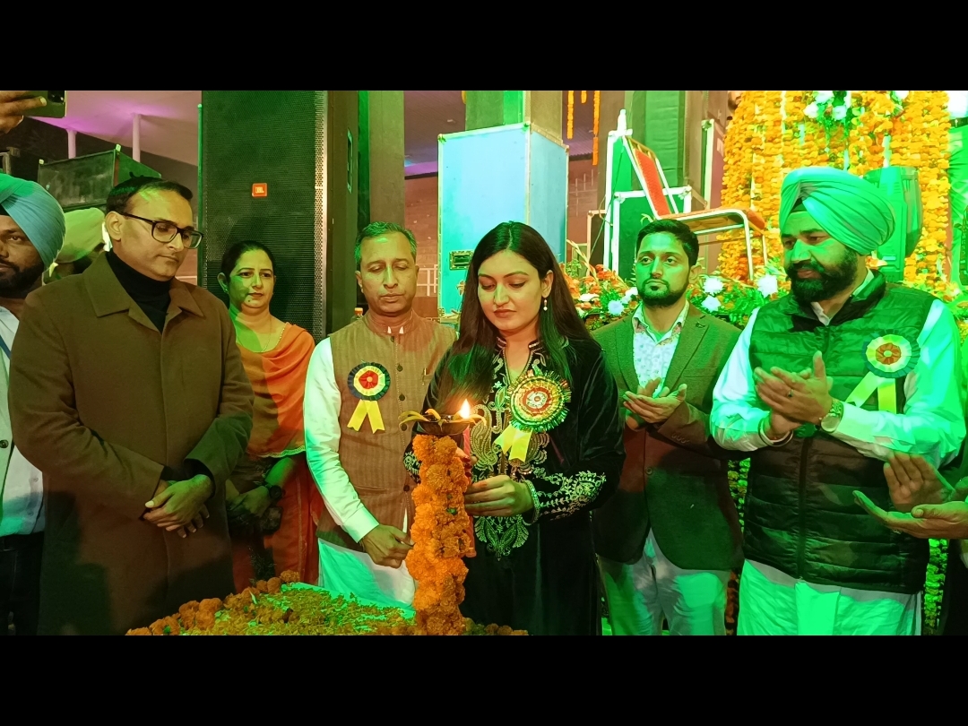 Mansa Cabinet Minister Anmol Mann concludes 3 day fair | मानसा में 3 ...