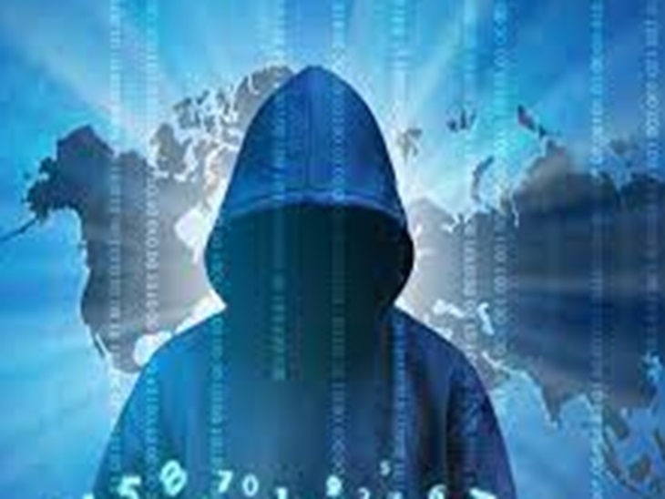 Four arrested for defrauding people by withdrawing money from ATM ...