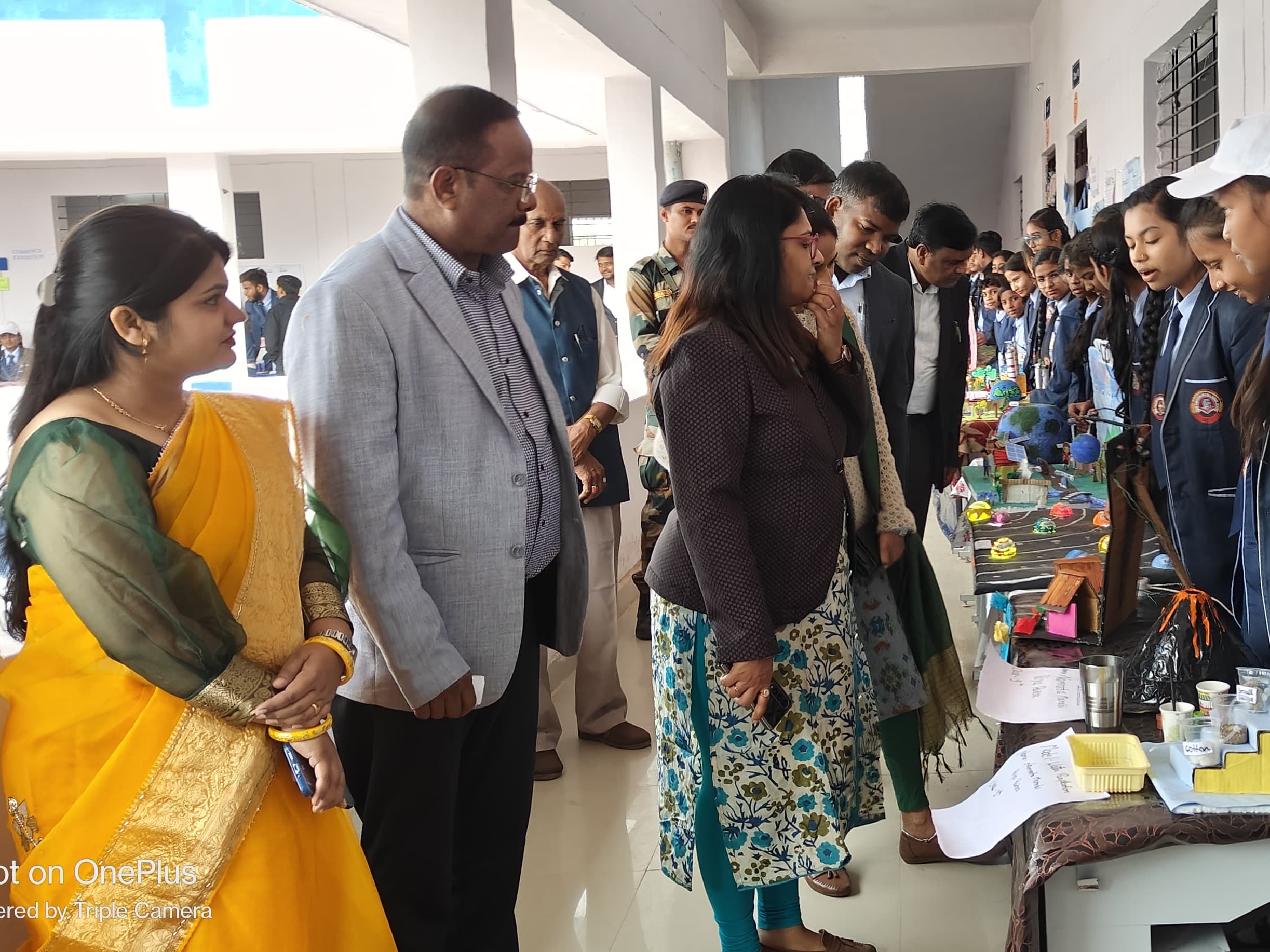 Science exhibition organized at Swami Atmanand School Pendra | पेंड्रा ...