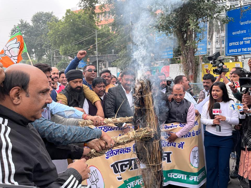 Telangana CM Revanth Reddy DGP Meeting Controversy; Anjani Kumar's ...