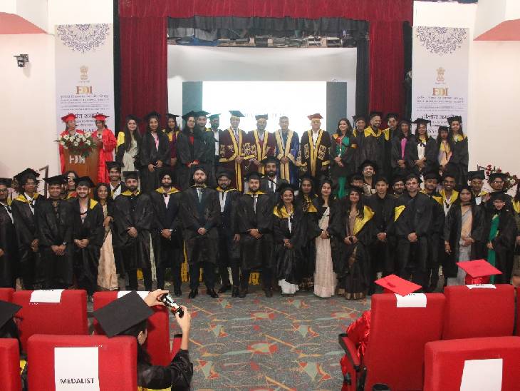 Convocation organized at FDDI, Noida Degree given to 496 students in two batches, 6 got gold ...