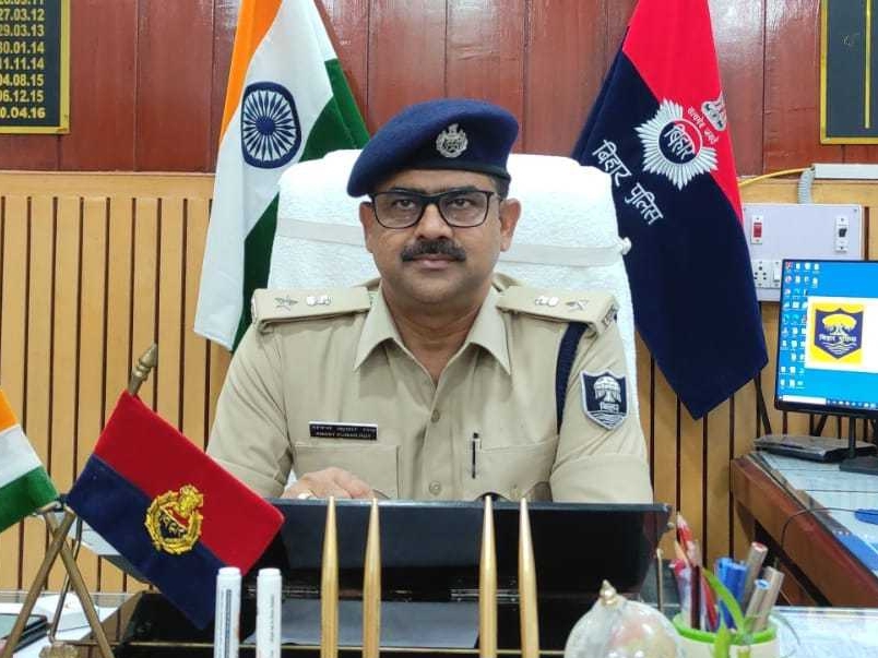 Reward of Rs 2 lakh on the arrest of Vishal Jha alias Raja, Police ...