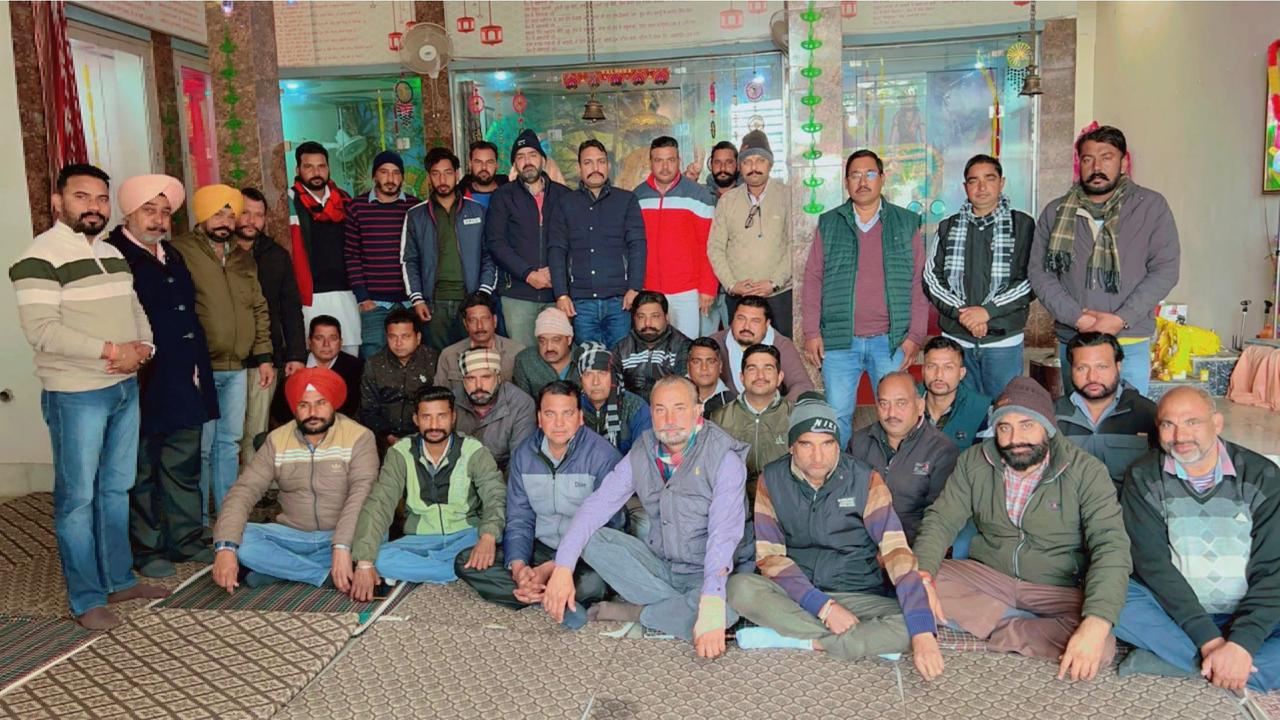 Bhim Sen becomes head of Shailer Munim Munshi Union | भीम सेन बने शैलर ...