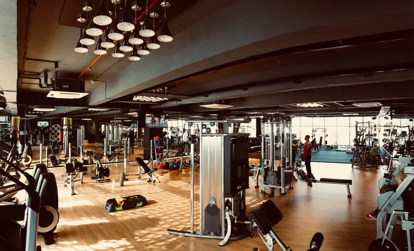 Daisy Shah Fitness Secret; Salman Khan | Mumbai Reset Gym - Bandra ...