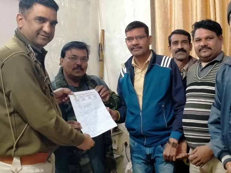 Sen Samaj Bhopal submitted memorandum | सेन समाज भोपाल ने सौंपा ज्ञापन ...