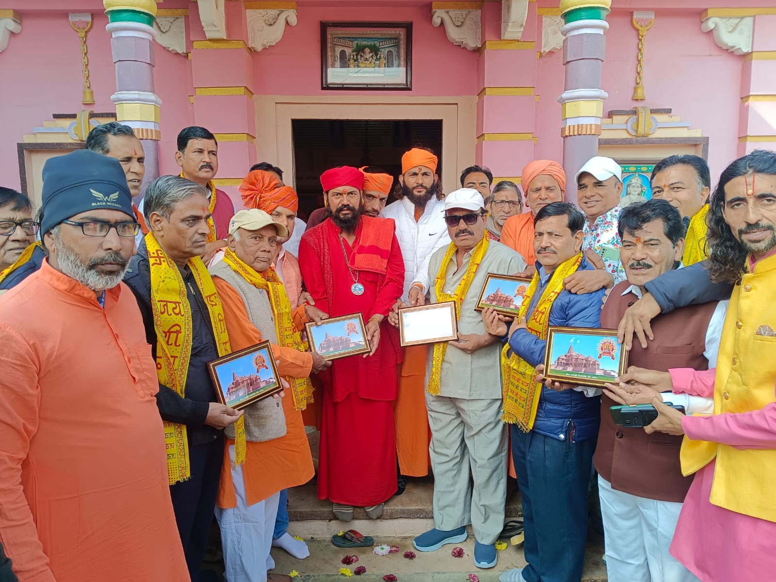 Akshat who came from Ayodhya was worshipped, Kar Sevaks were respected ...