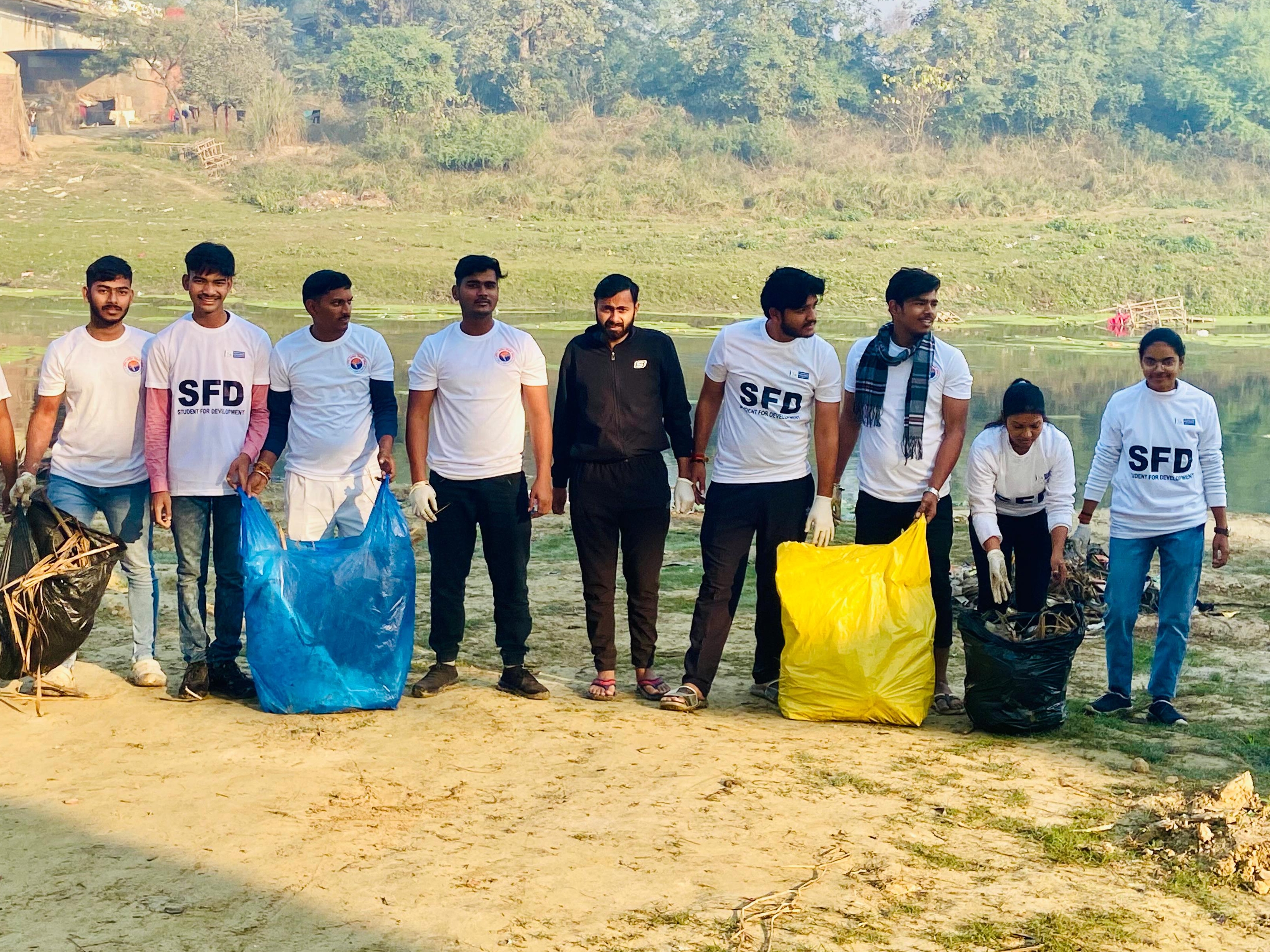 ABVP-SFD cleaned Tamsa beach in Mau