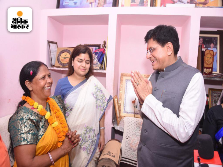 Usha Chaumar did manual scavenging since the age of 7, now the ...