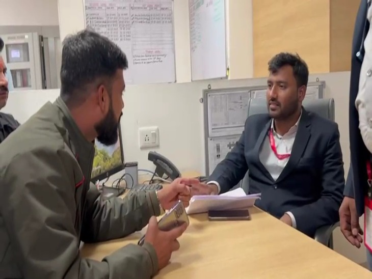 Lucknow - Accused of continuing treatment even after death, video gets viral over social media ...