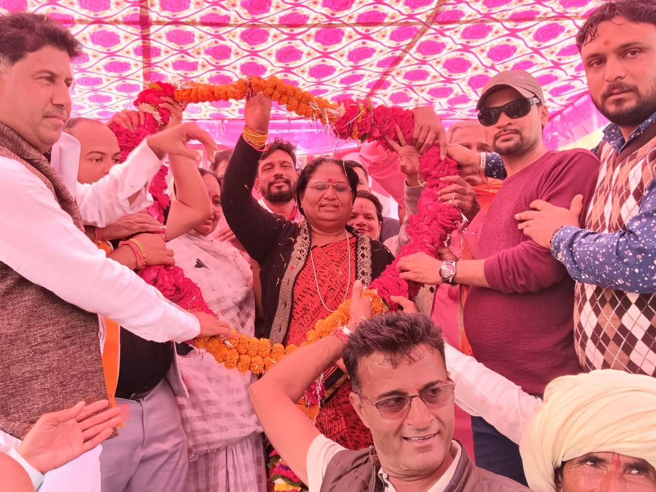 Cabinet Minister Nirmala Bhuria reached Jhabua | झाबुआ पहुंची कैबिनेट ...