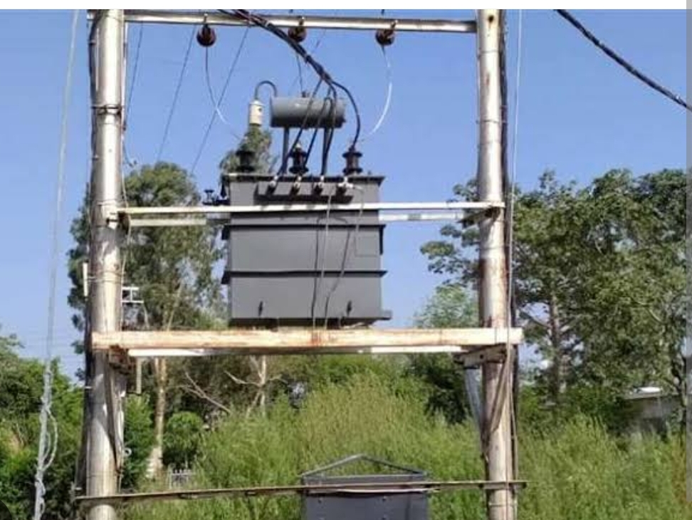 Transformer burnt five times in one and a half month | डेढ़ माह में ...
