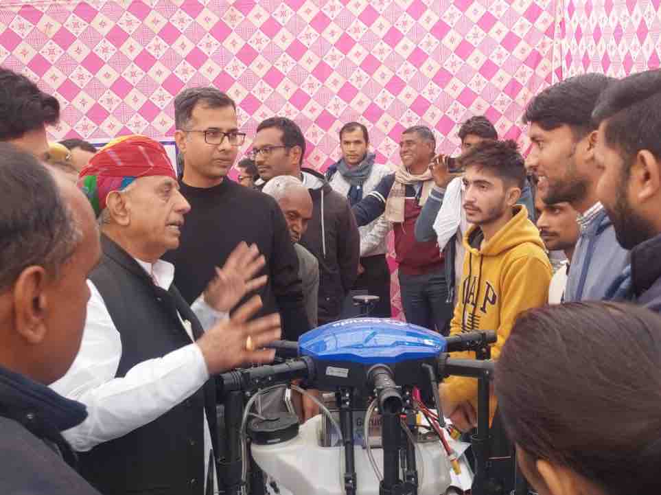 Bharat Sankalp Camp developed in Patan, Nalu and Aranai | पाटन, नलू और ...