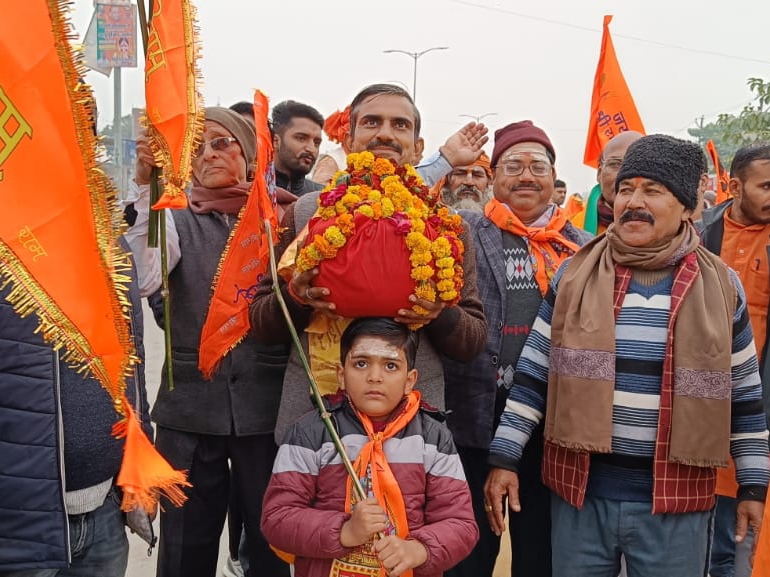 Worshiped Akshat Kalash Yatra started from Pandeshwar Nath Dham