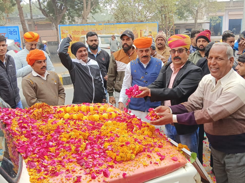 Tan Singh birth centenary march reached Neemkathana | नीमकाथाना पहुंची ...