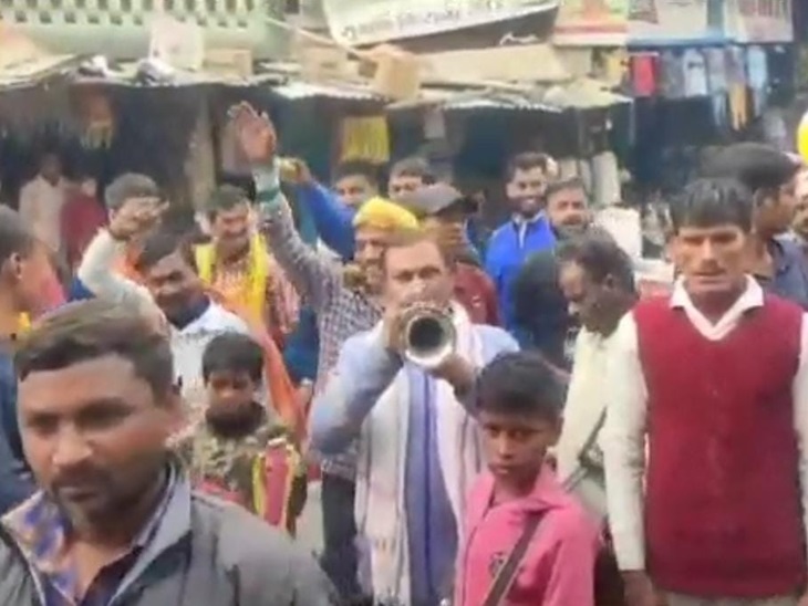 funeral procession was taken out after the death of the goat | धूमधाम ...