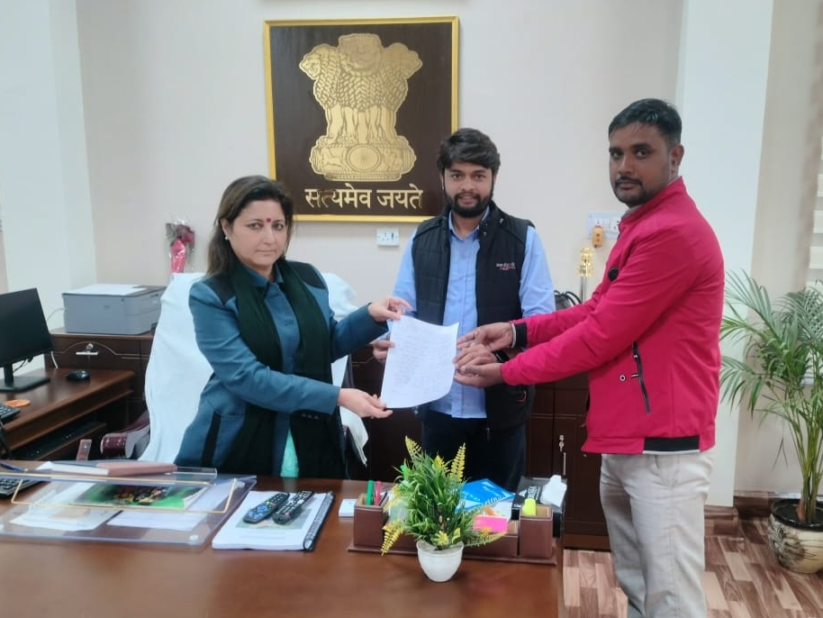 Demand for painting of Ganeshwar village of Neemkathana | नीमकाथाना के ...