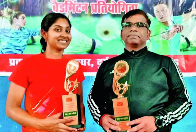 Dinesh Mistry and Juhi became champions in the circle level badminton ...