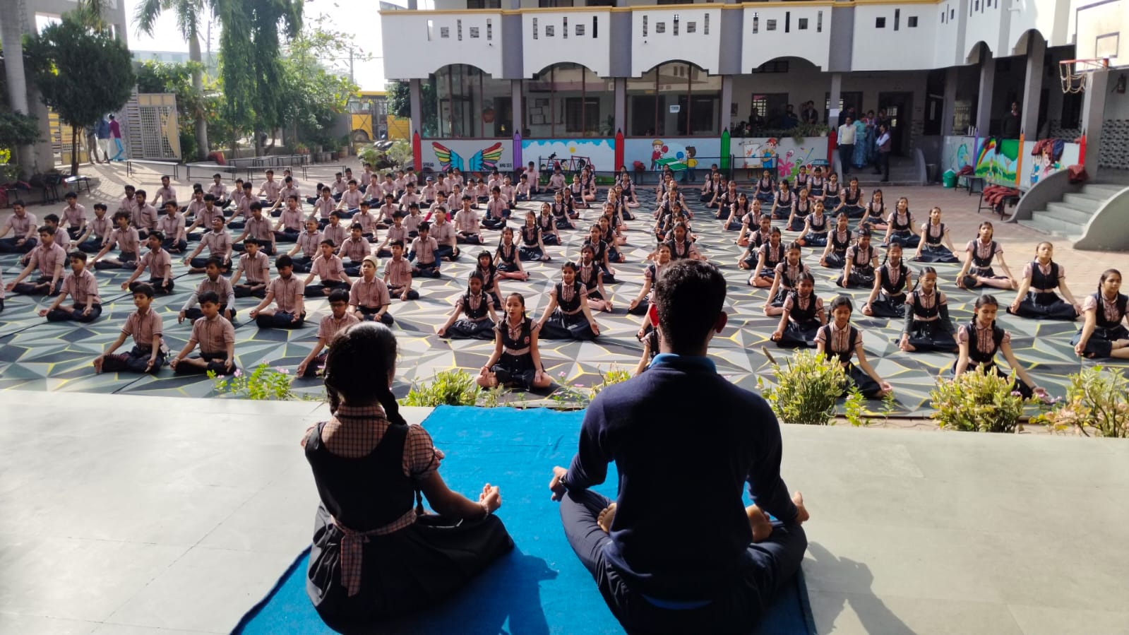 Tell children the importance of yoga | बच्चों को बताए योग के महत्व ...