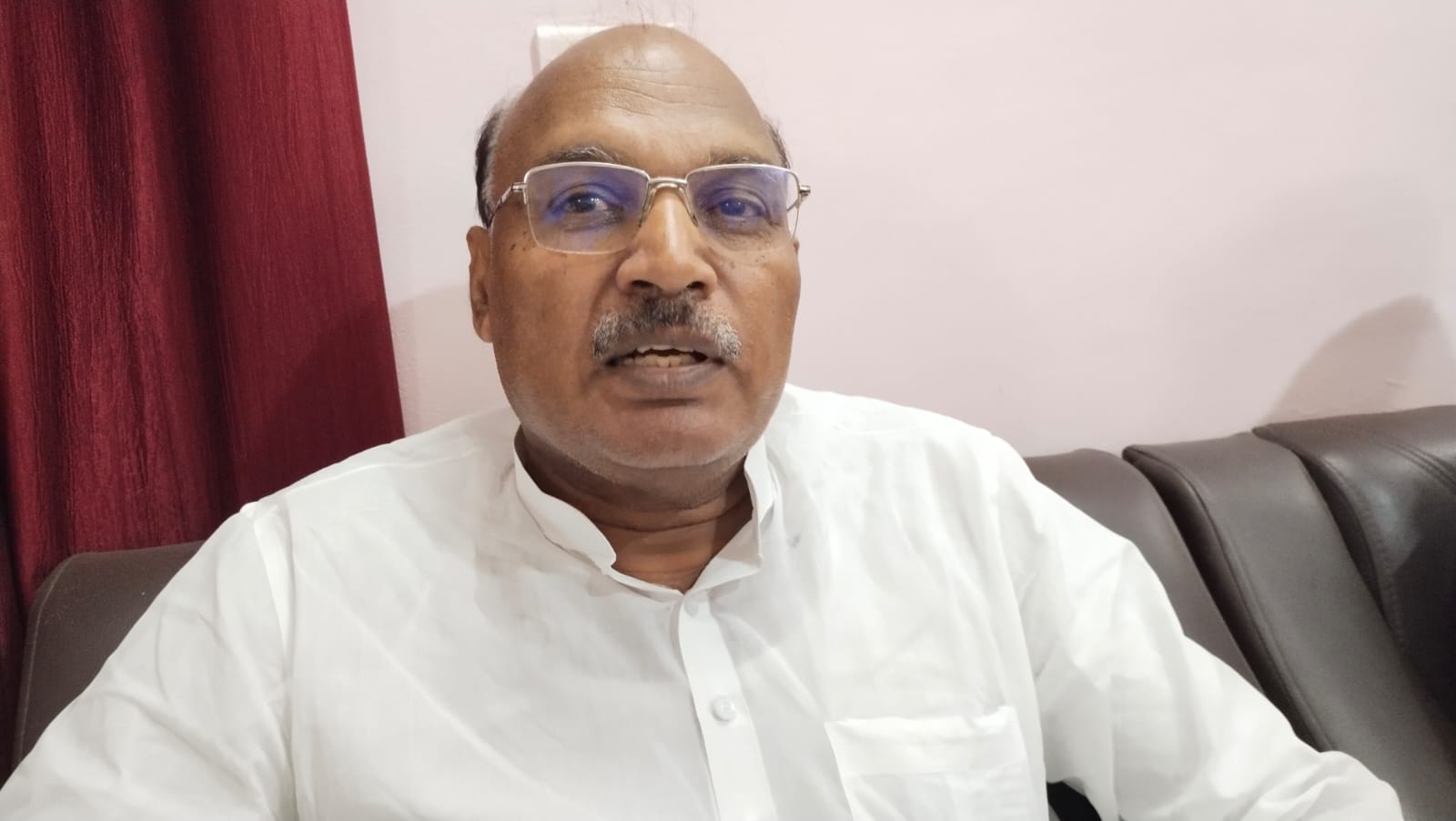 Rambali Chandravanshi present his side in Legislative Council today ...