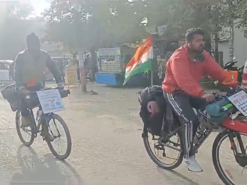 Cycle journey of two youths from Rajasthan to Ayodhya | दो युवकों की ...