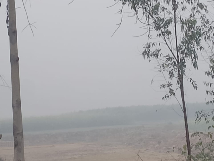 Mercury below 5 degrees in Varanasi | वाराणसी में कोल्ड-डे...5॰C पहुंचा ...