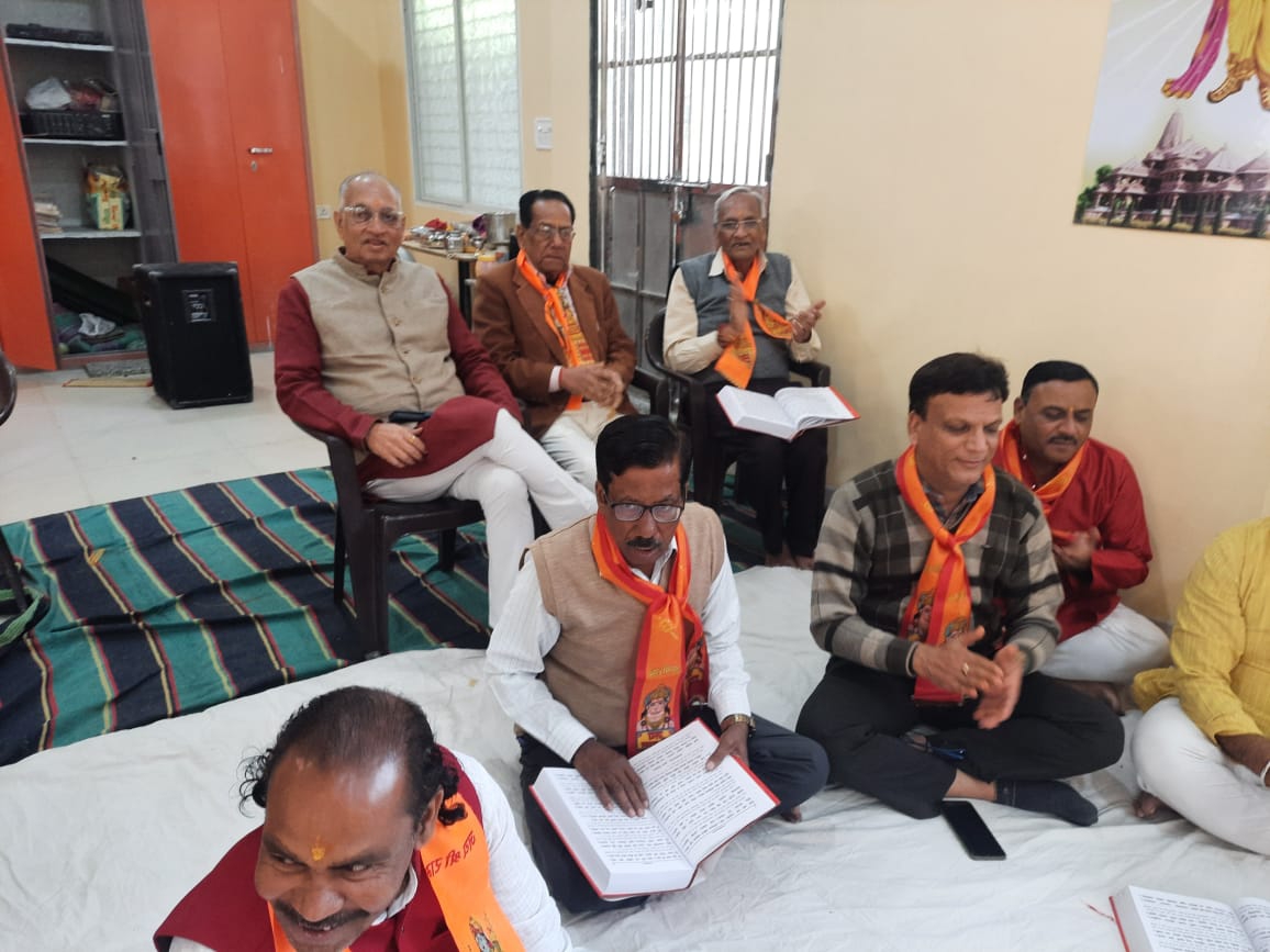 Akhand Ramayana recitation in Shri Tripureshwar Mahadev Temple, Indore ...