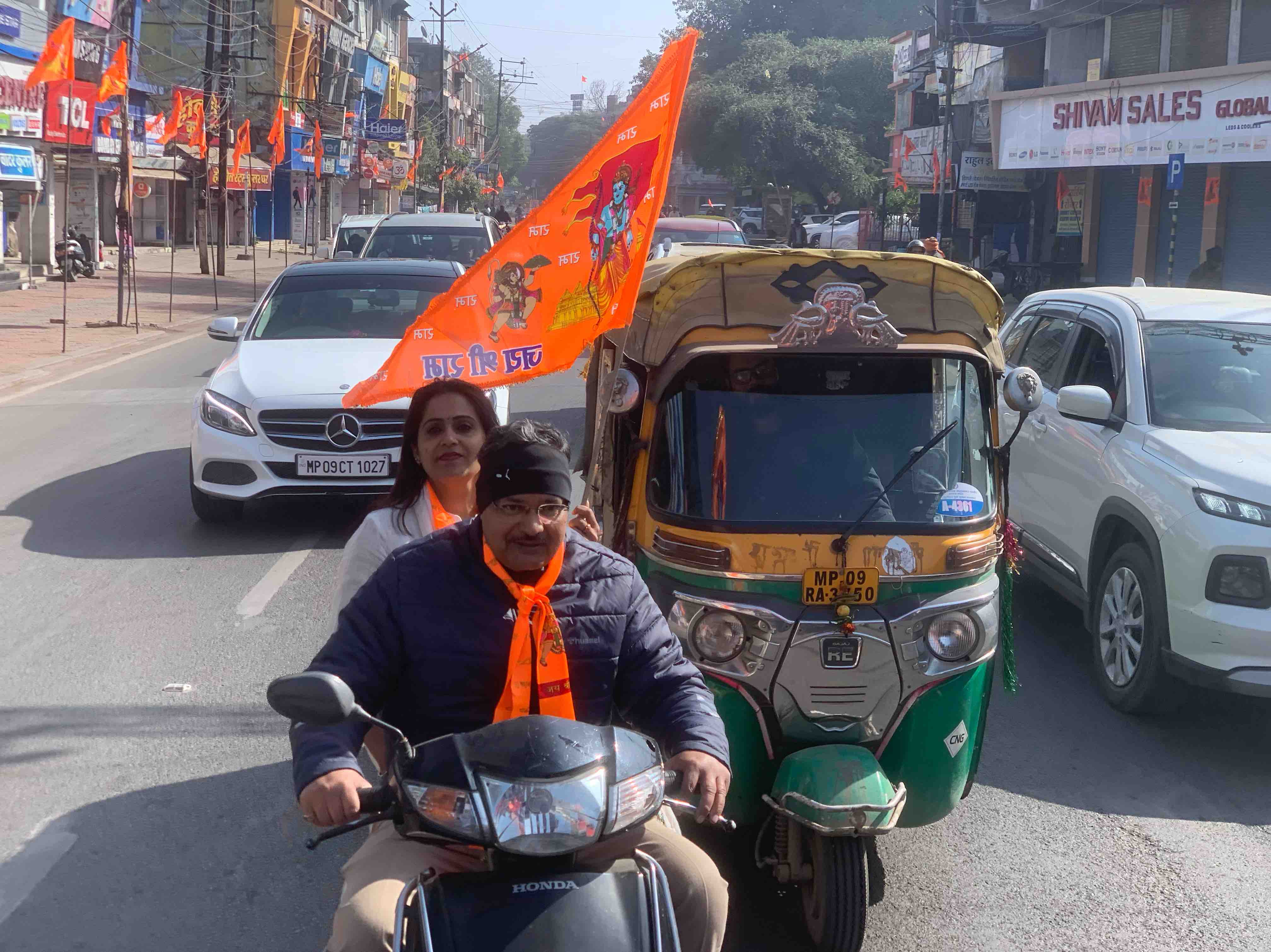 Art of Living organized in Indore | इंदौर में आर्ट ऑफ़ लिविंग का आयोजन ...