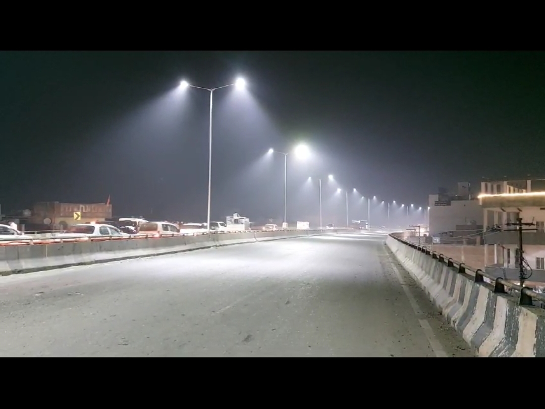 Street lights installed on Varanasi Shakti Nagar flyover