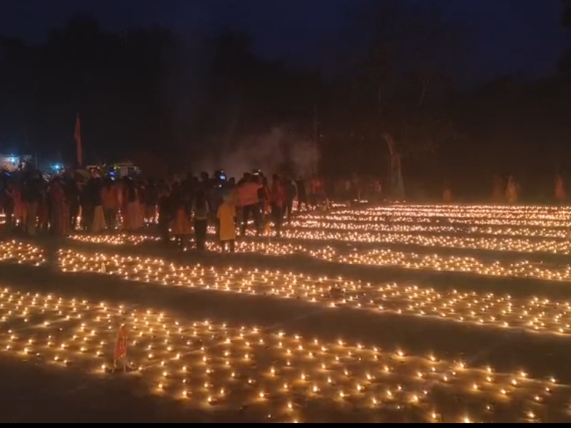 51 thousand lamps were lit to welcome Ramlala | रामलला के स्वागत में ...