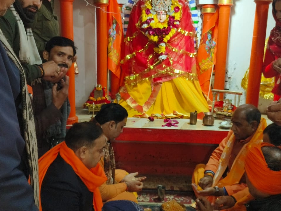 Havan-worship took place on the day of life-consecration in Jalaun ...