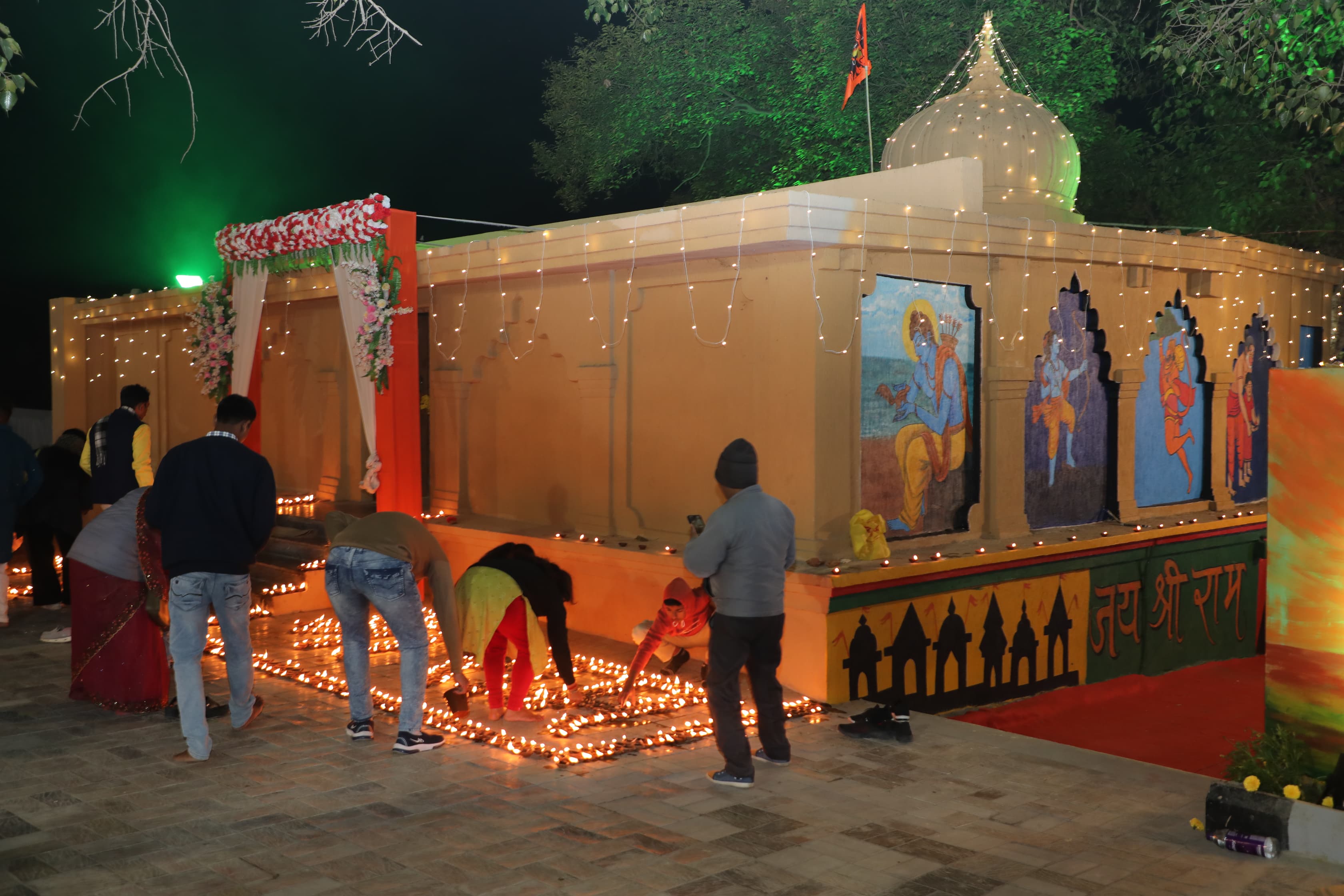 Aarti of Bihar river in Rewa | रीवा में सरयू की तर्ज पर बीहर की आरती ...