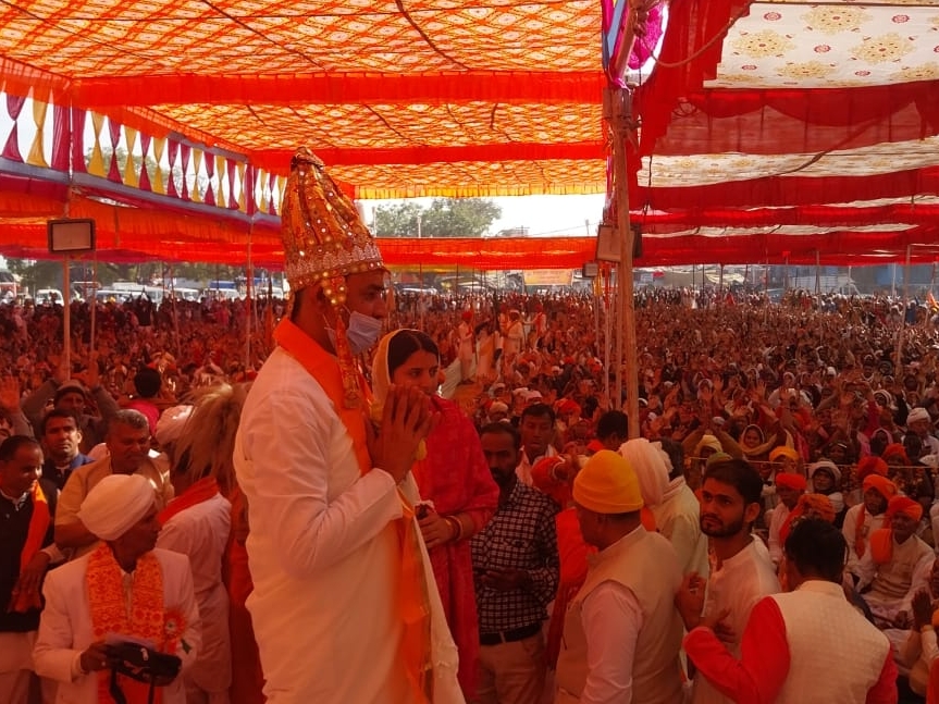 Thousands of devotees participated in Beneshwar Dham. | बेणेश्वर धाम ...