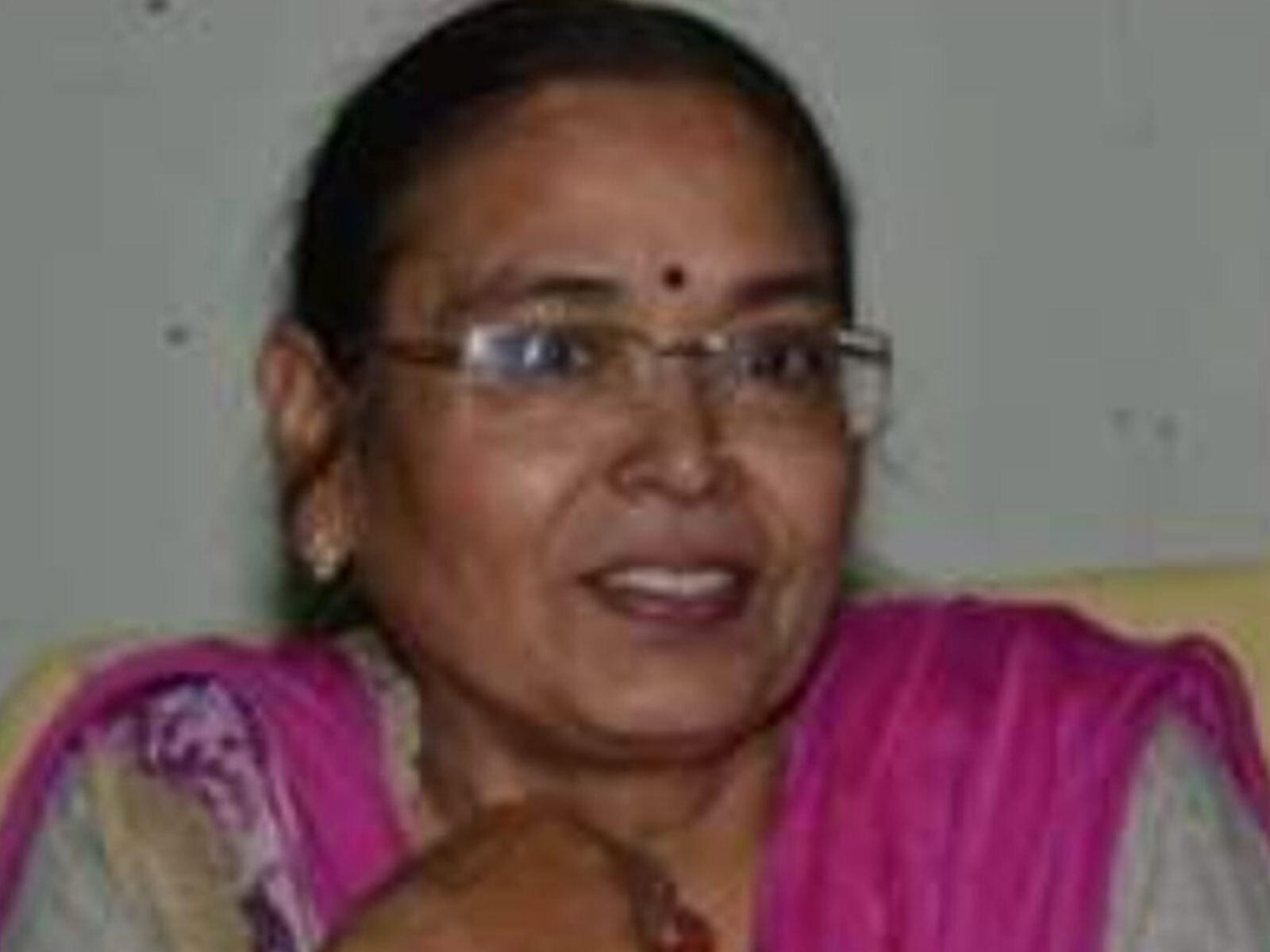 Unique feat of Prayagraj Police: Fir against ex up board sachiv prabha Tripathi in prayagraj ...