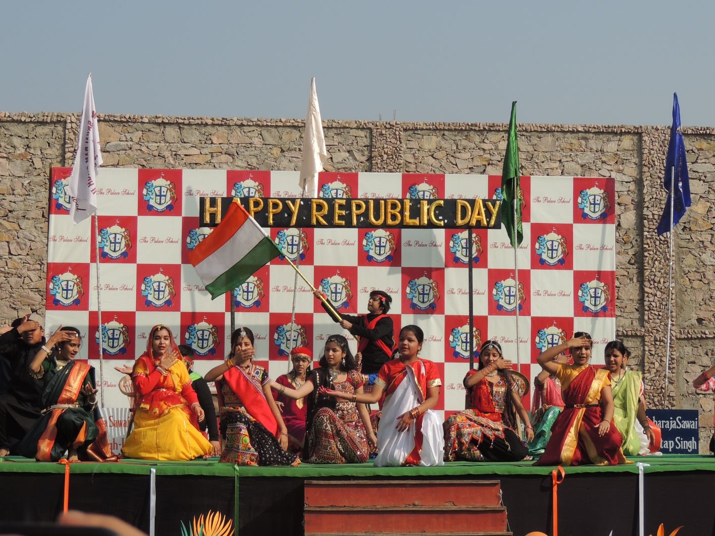 Students gave captivating presentations at The Palace School, gave ...