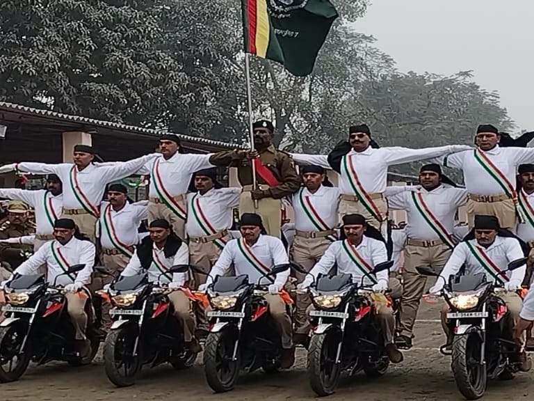 Celebration at BSAP ground, Commandant hoisted the national flag | BSAP ...