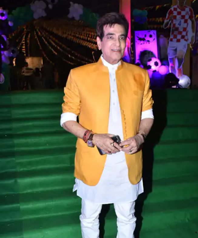 Ranbir seen in smart casual look, fans love Rasha Thadani and Aman ...