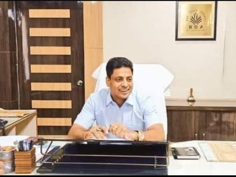 Joginder Singh took charge of DM in Rampur | रामपुर में जोगिंदर सिंह ने ...