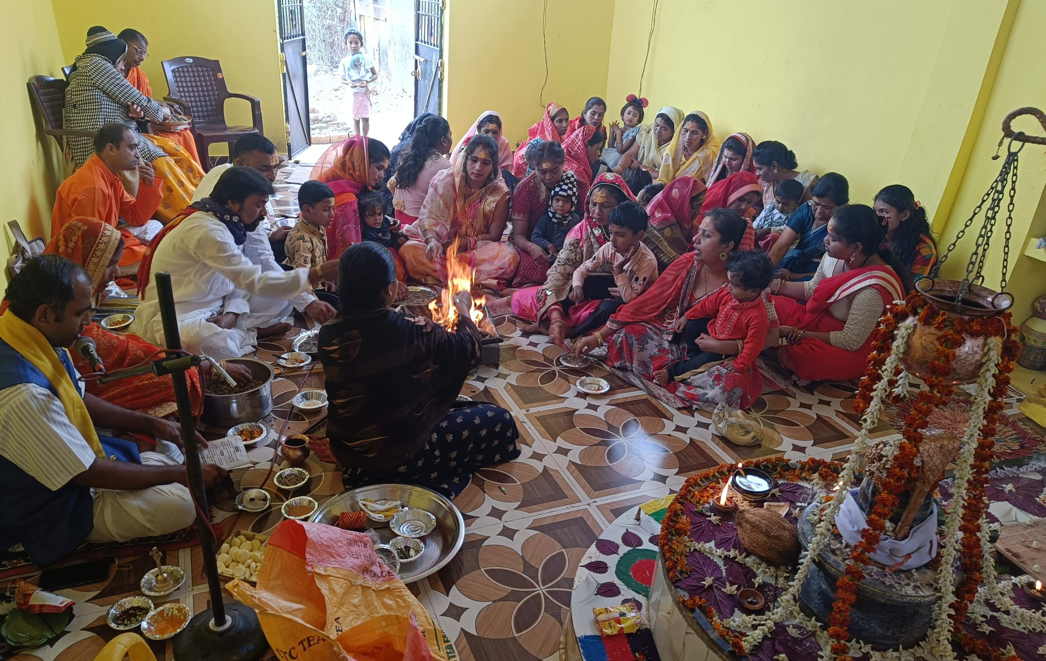 Havan puja performed on the first foundation day of Mahakaleshwar Shiv ...