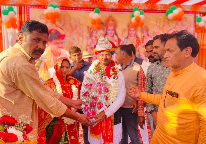 On the birthday of Chaksu MLA, he wore a silver crown and presented a ...