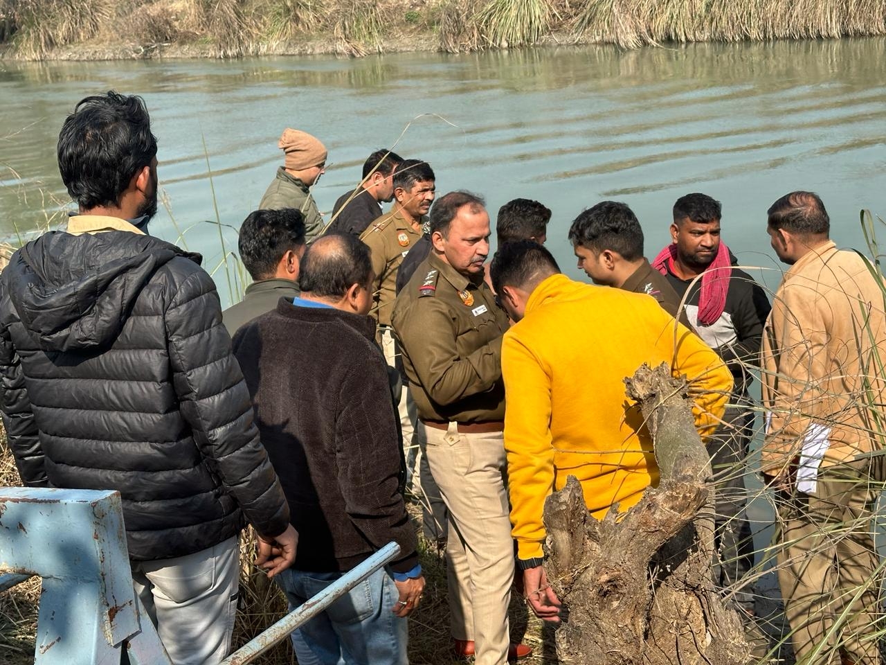 Case of unclaimed burnt body being found in Kakod | ककोड़ में जला हुआ ...