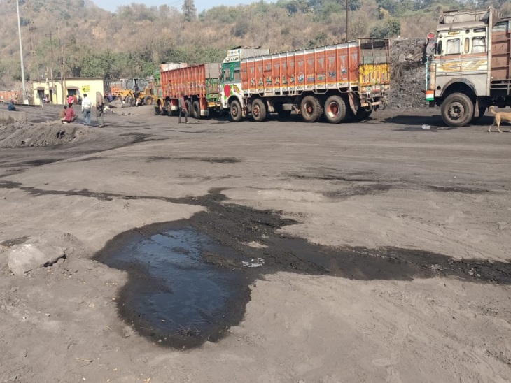 Bullet fired at coal lifter in Khalari | खलारी में कोयला लिप्टर पर चली ...