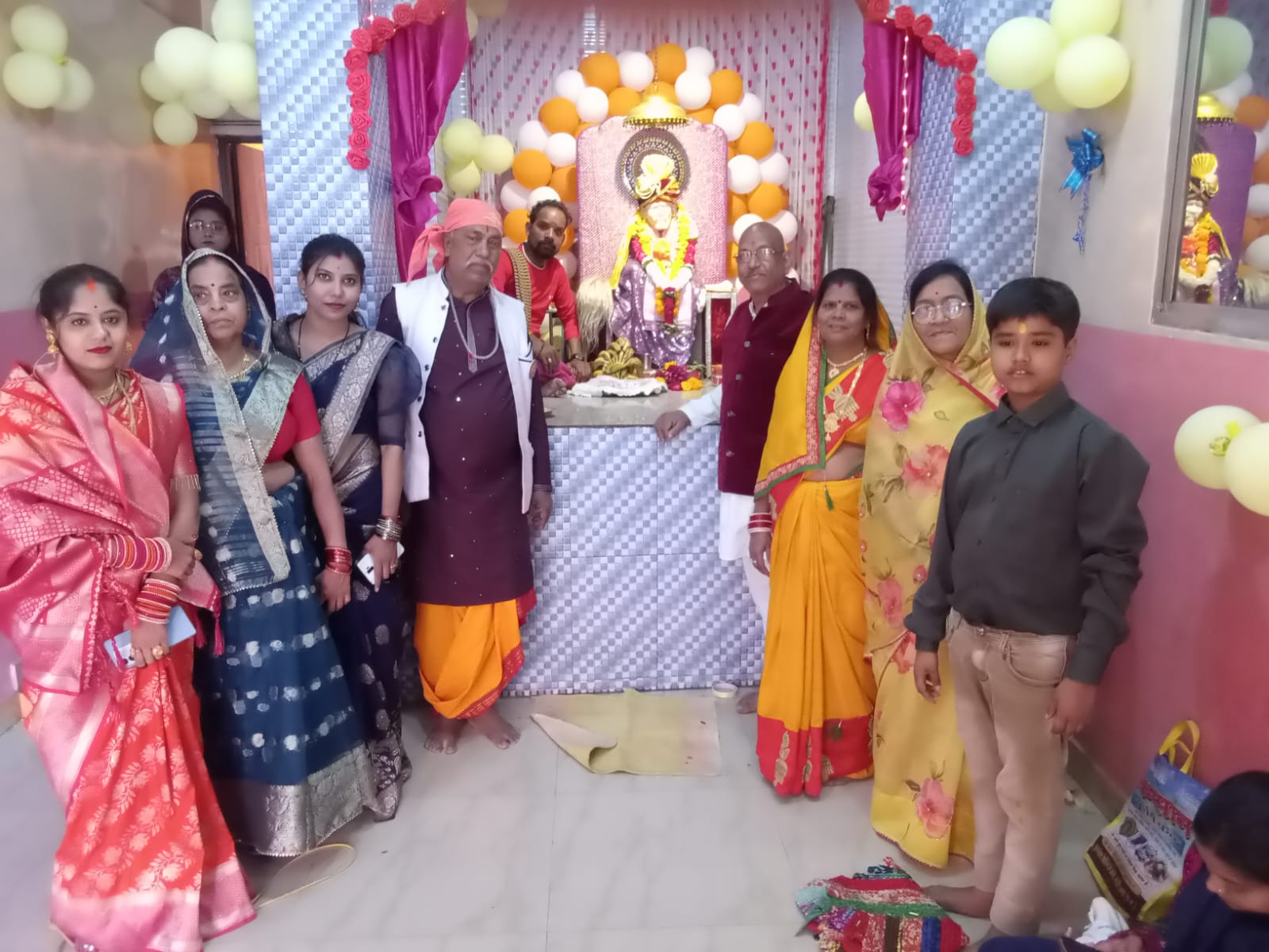 A procession of Sai Baba was taken out on the first day, Satyanarayan ...