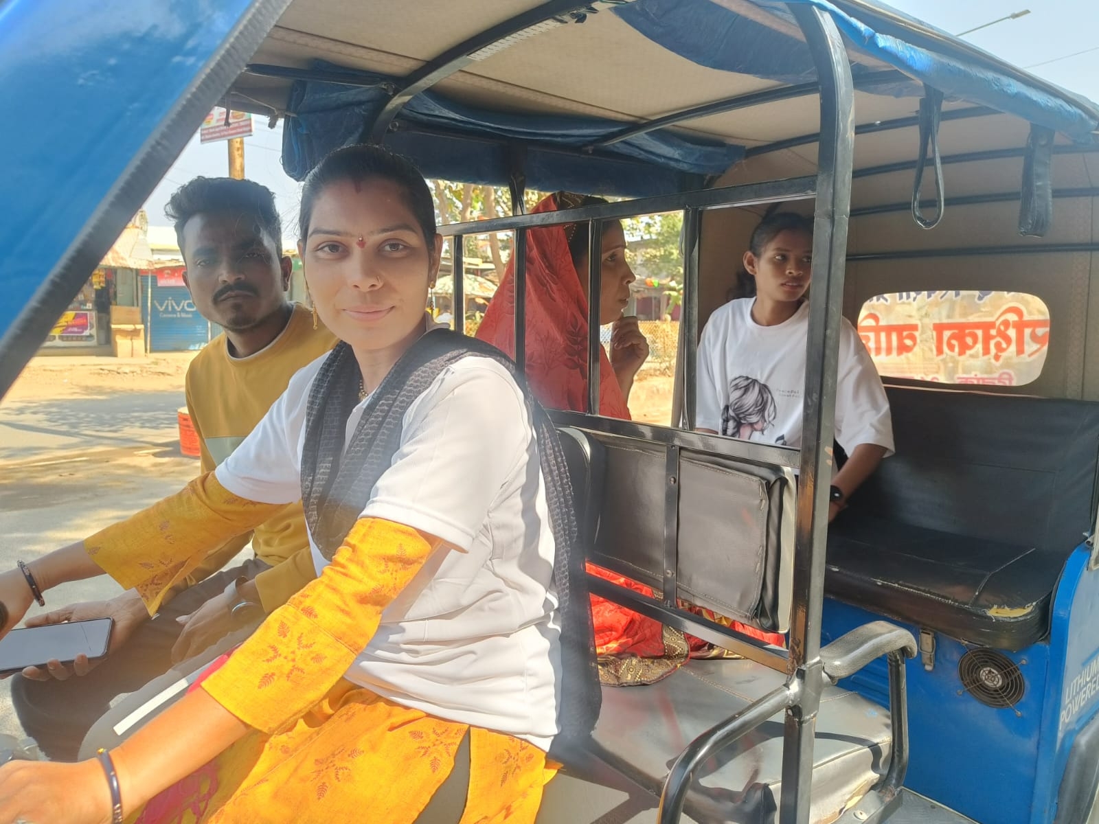 Women are taking steps towards self-reliance by taking e-rickshaw training, the work is being ...