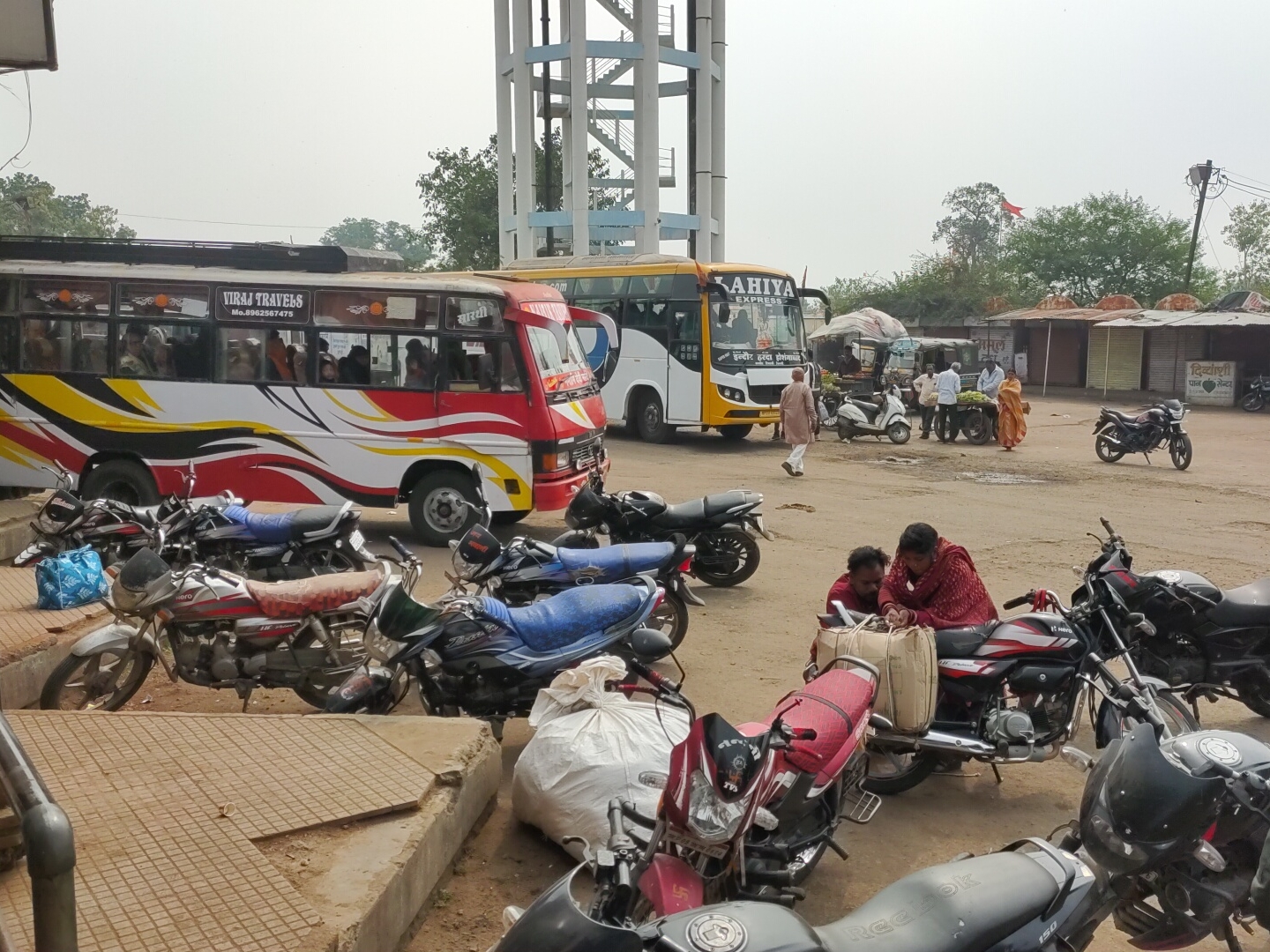 Seoni Malwa bus stand case | सिवनी मालवा बस स्टैंड का मामला: एजेंटी के ...